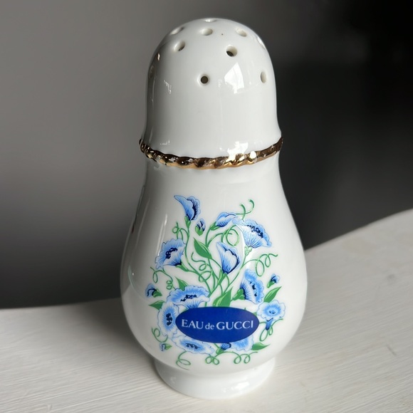 Gucci | Bath & Body | Eau De Gucci Talcum Powder Ceramic Floral Bottle ...